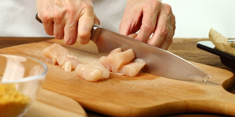 Comment émincer le poulet : guide étape par étape